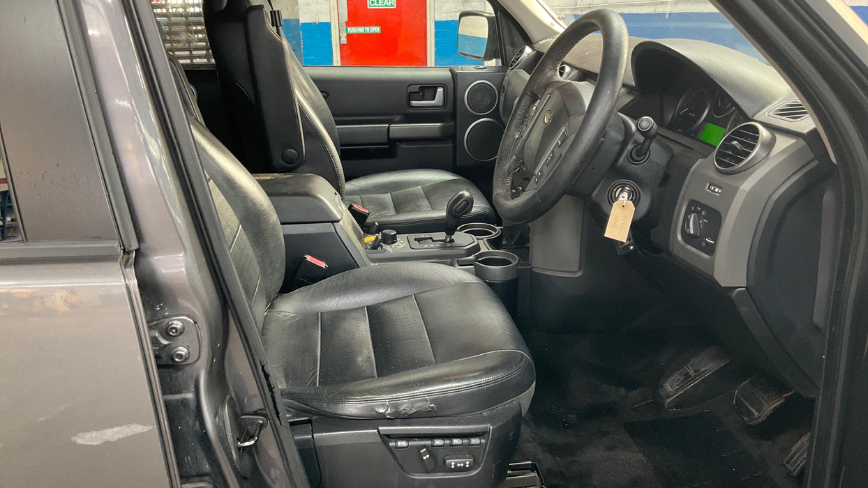 Land Rover Discovery 3 Interior