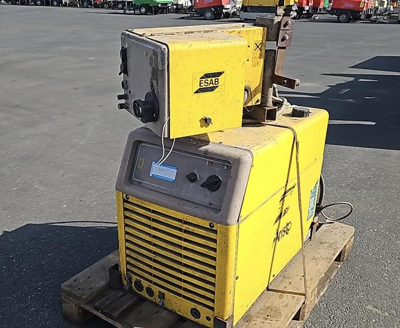 ESAB WELDER — KC GLOBAL