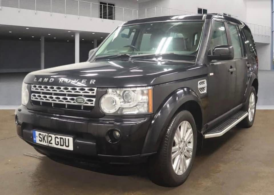 LAND ROVER DISCOVERY 4 . MWAKA 2012 . reg : SK12 GDU — KC GLOBAL